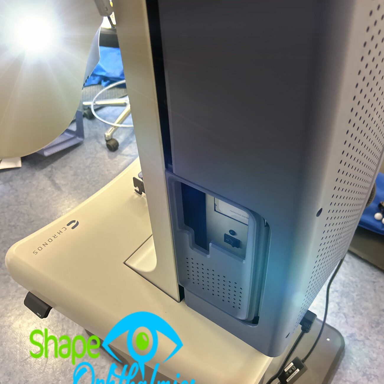 Chronos Automated Binocular Refraction System from Topcon